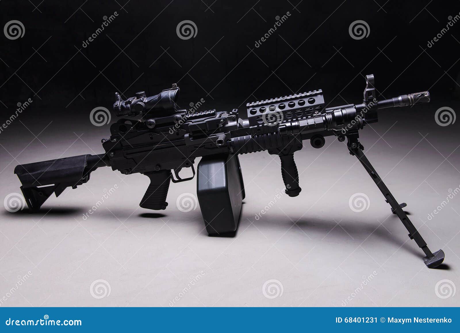 Automatic machine gun stock image. Image of ammo, rifle - 68401231