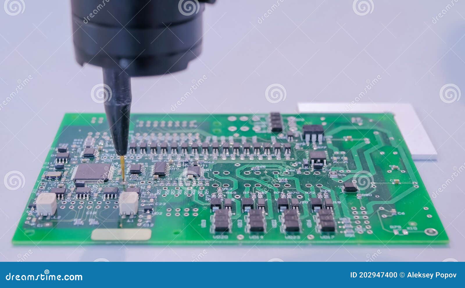 Automatic Manipulator With Dispenser Needle Dispensing Solder Paste On ...