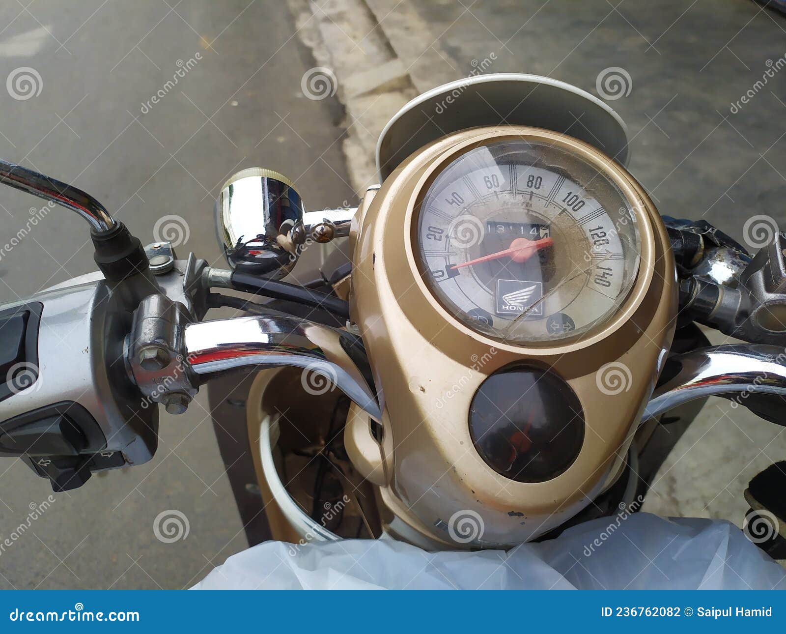 Automatic Motorcycle Speedometer Editorial Photography - Image of iron ...