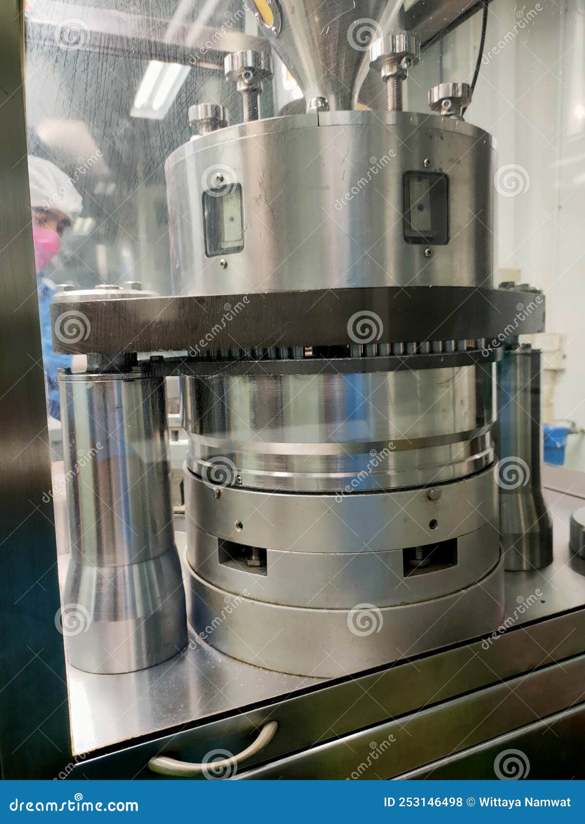 Automatic Pharmaceutical Capsule Filling Machine Stock Photo - Image of ...