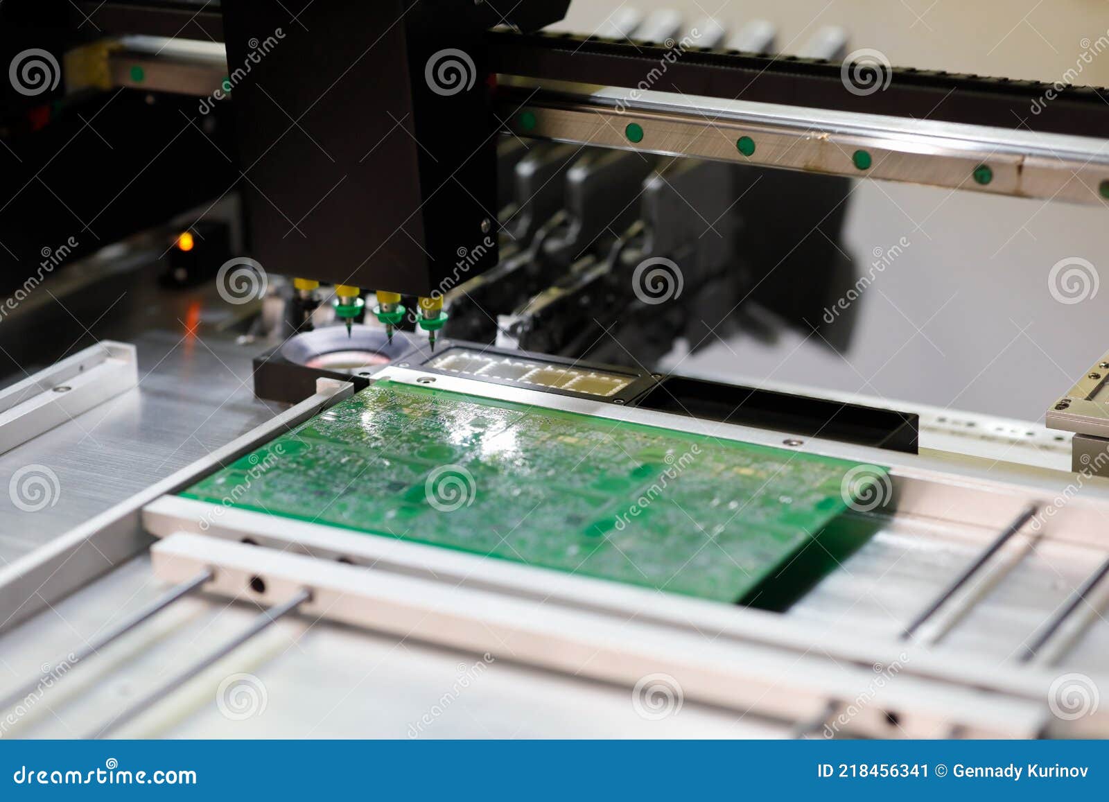 Automatic Pick and Place Machine for PCB Assembly Stock Image - Image ...