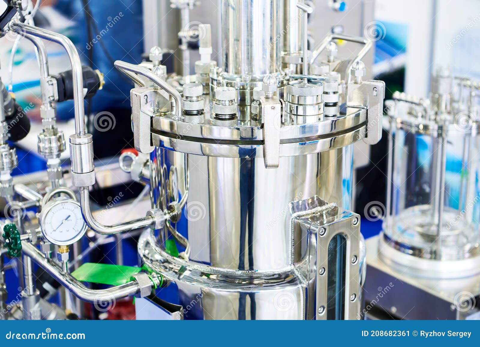 Automatic Reactor System Royalty-Free Stock Photo | CartoonDealer.com ...
