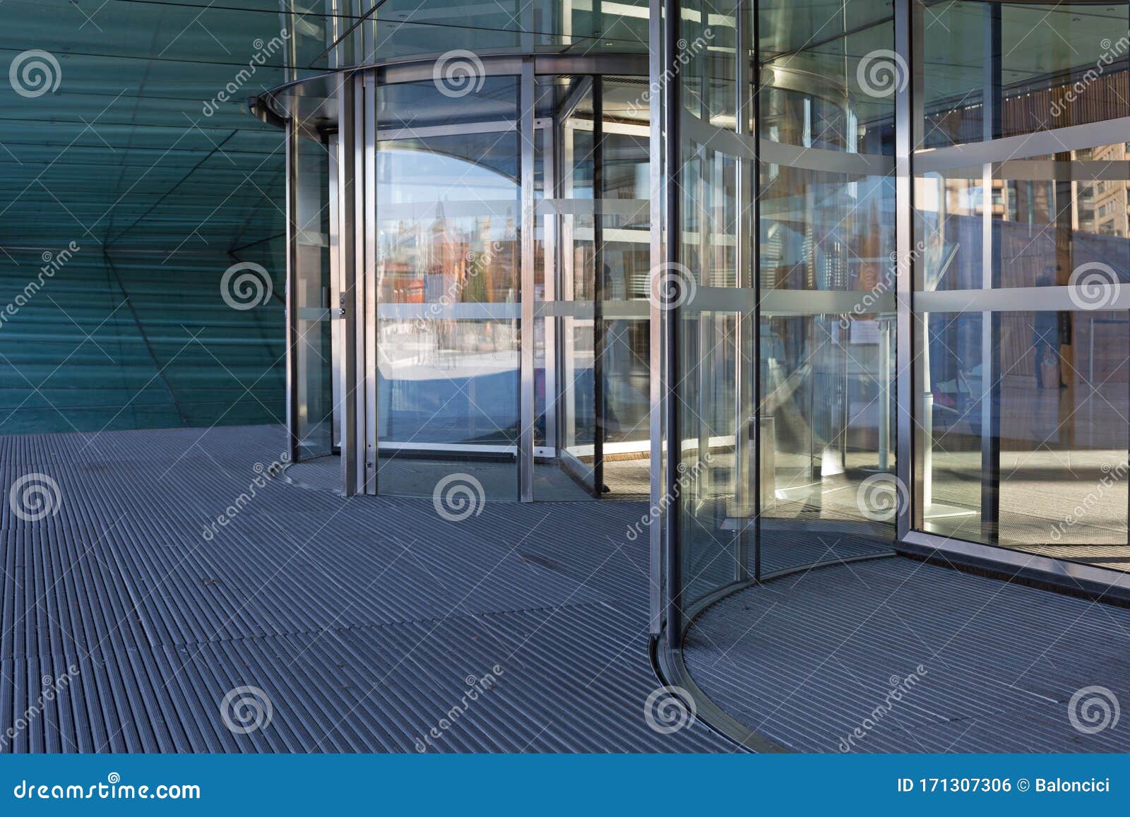 Automatic Revolving Entrance Stock Photo - Image of modern, building ...