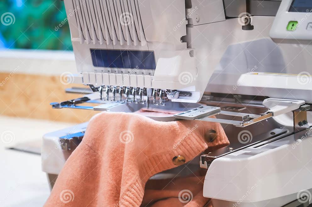 Automatic Sewing Machine for Embroidering Patterns and Designs on ...