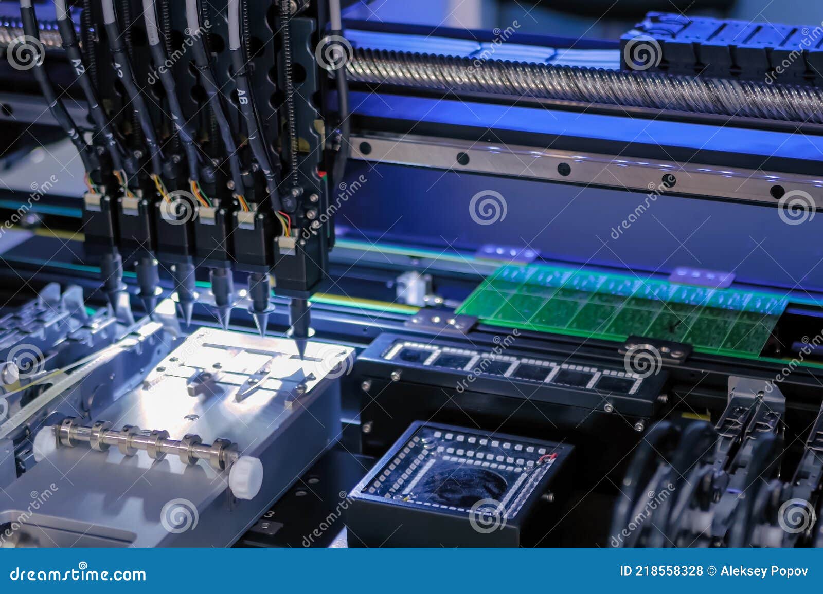 Automatic SMD Pick and Place Machine Assembling Computer Circuit Board ...