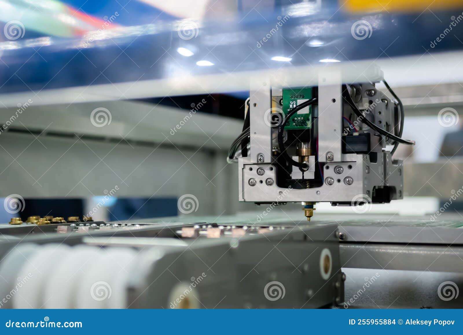 Automatic SMD Pick and Place Machine Assembling Computer Circuit Board ...