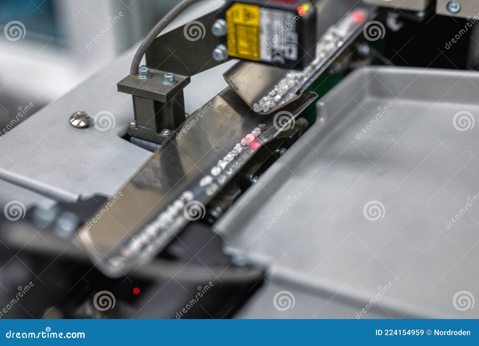 Automatic Sorting of Diamonds, Modern Machine Vision Technologies Stock ...