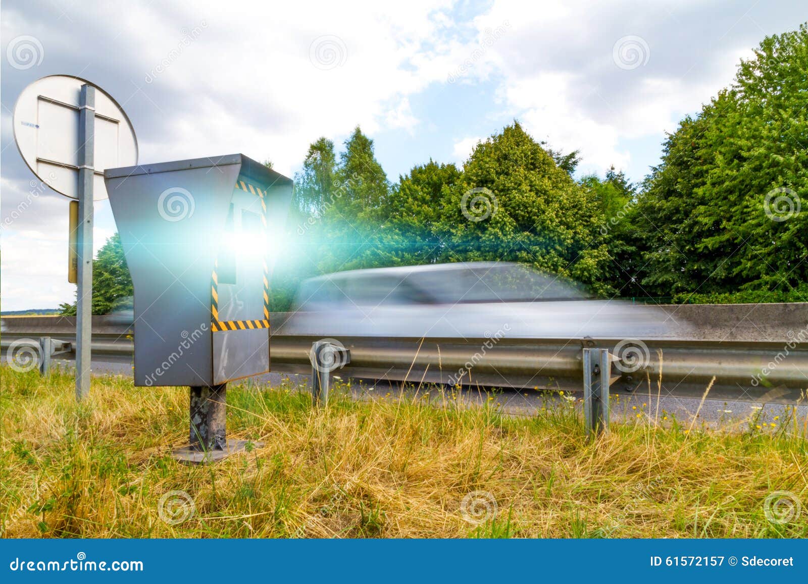 Automatic speed camera stock illustration. Illustration of sign - 61572157