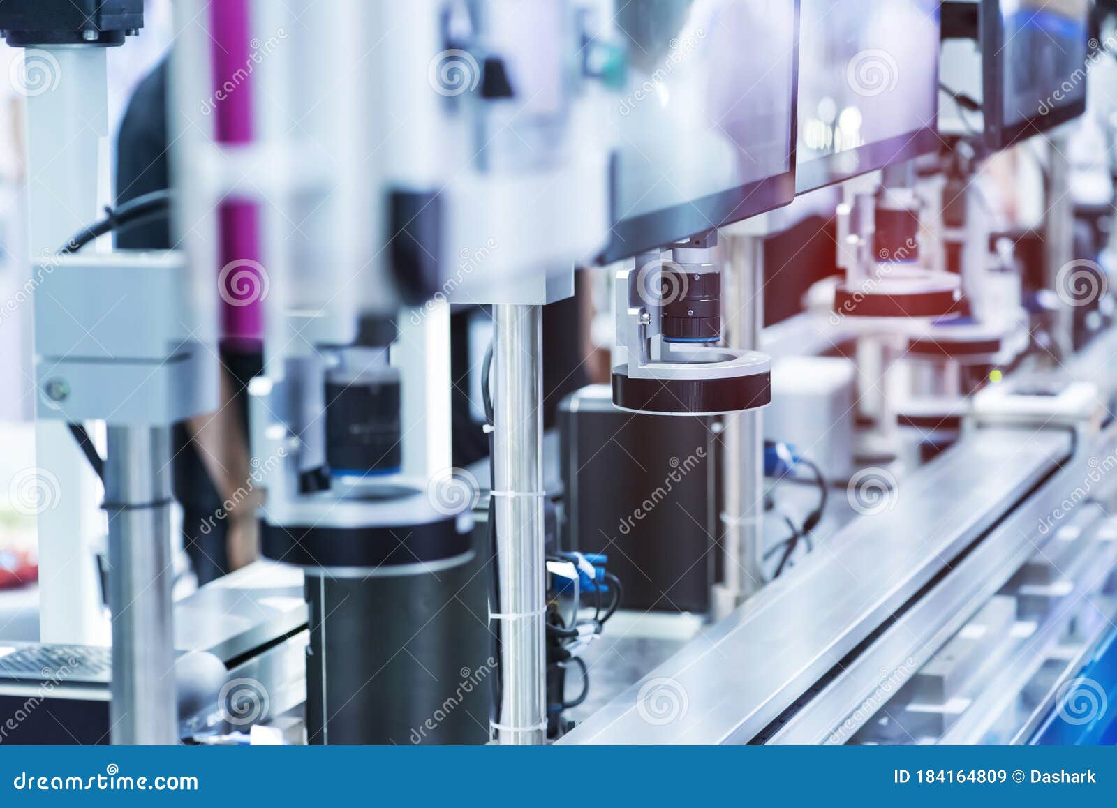 Automatic Vision Sensor Camera System in Intelligence Factory Stock ...