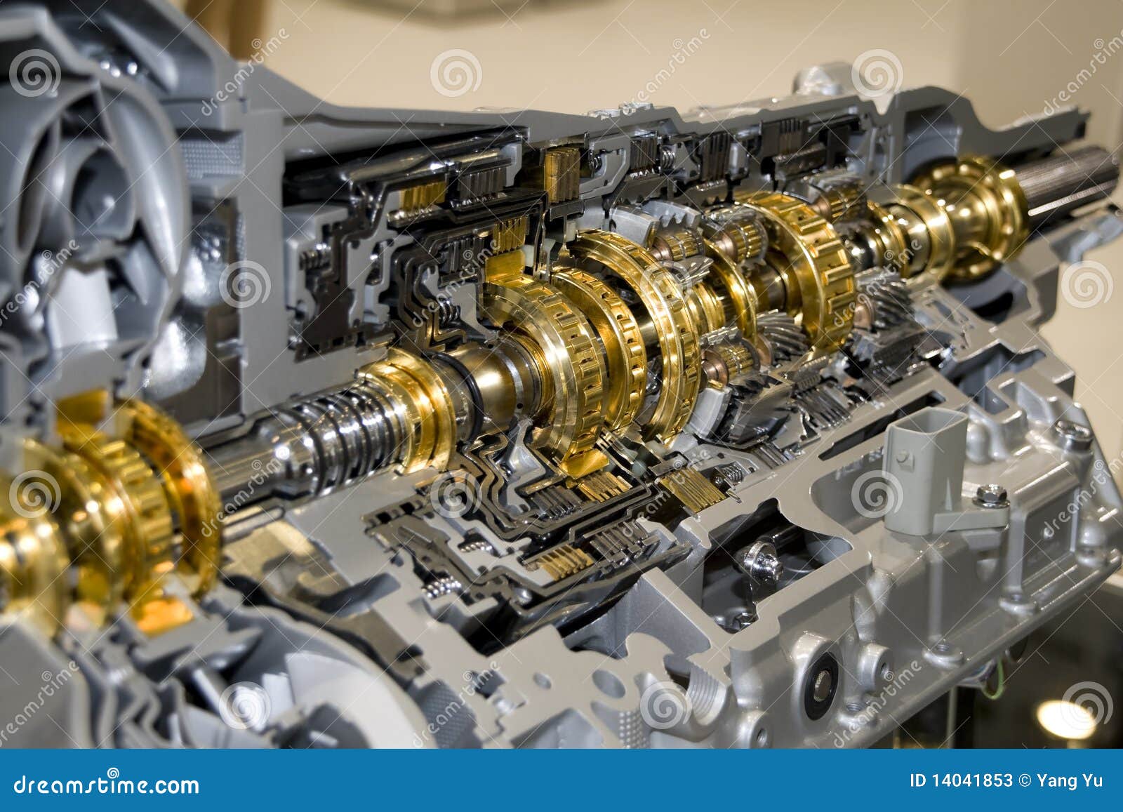 Automobiel Transmissie stock afbeelding. Image of achtergrond - 14041853