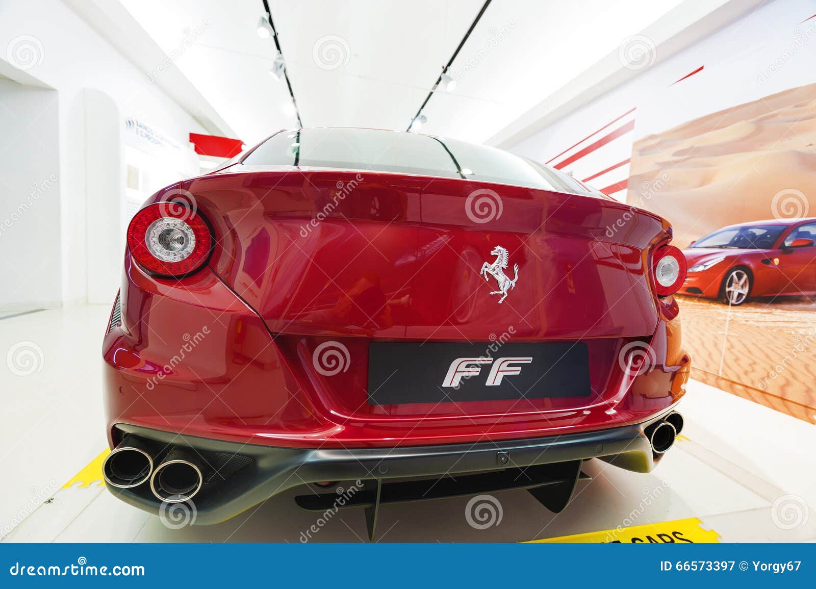 Automobile Moderna Di Ferrari Fotografia Editoriale - Immagine di ...
