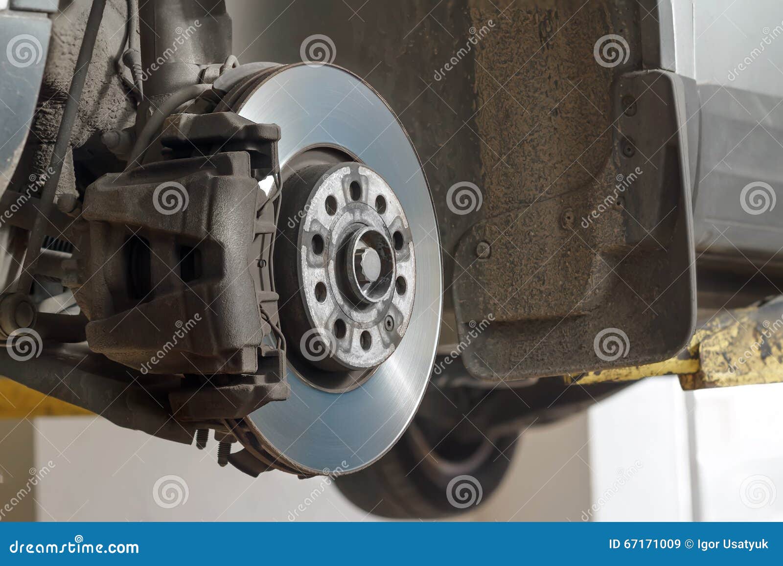 Automotive disc brakes. stock image. Image of auto, cooled - 67171009