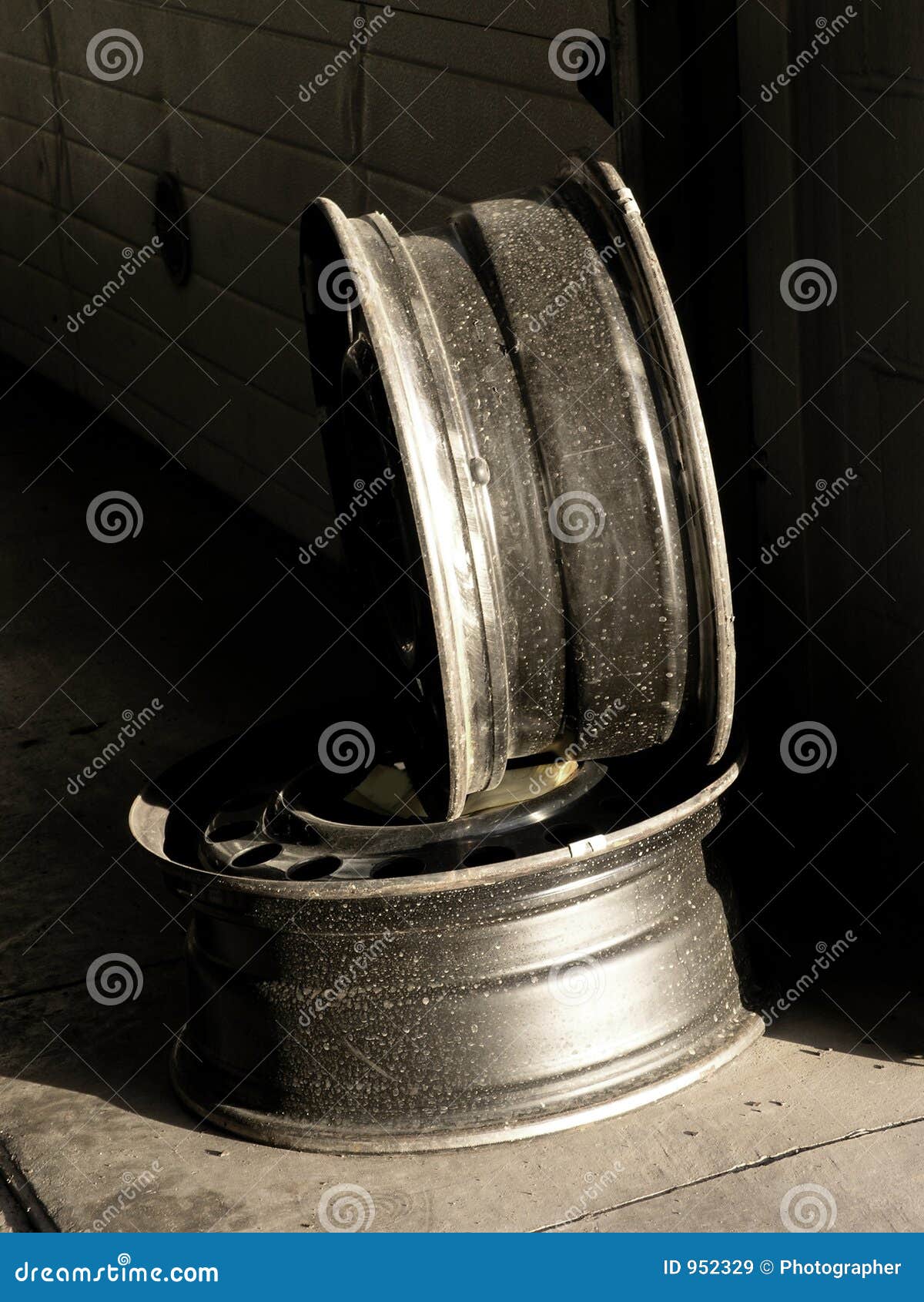 24,879 Automotive Service Drive Stock Photos - Free & Royalty-Free ...