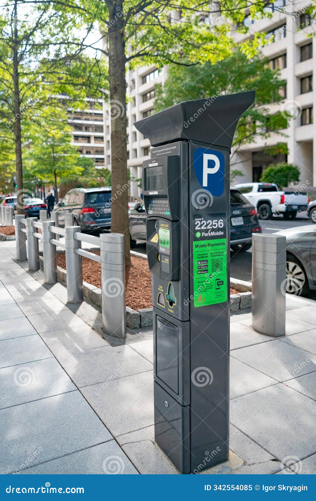 Autonomous Automated Solar Powered Contactless Parking Payment Machine ...