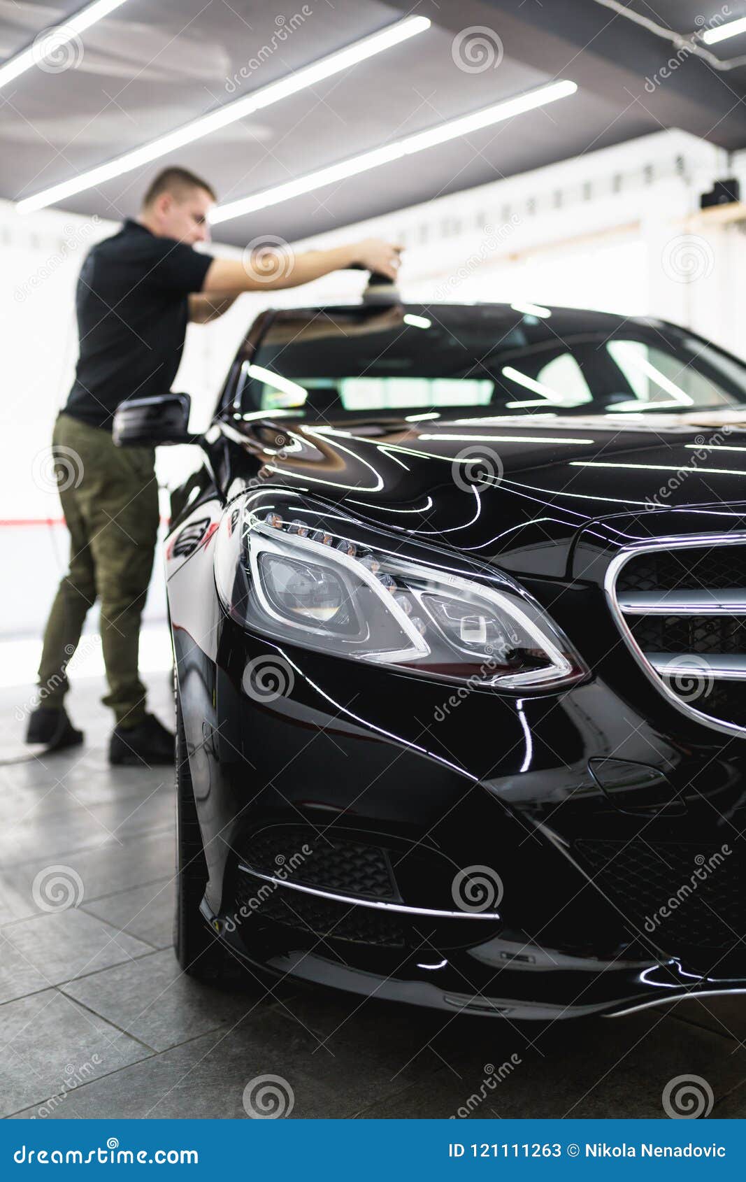 Autoreinigung Und -c$polieren Stockbild - Bild von orbital, industriell ...