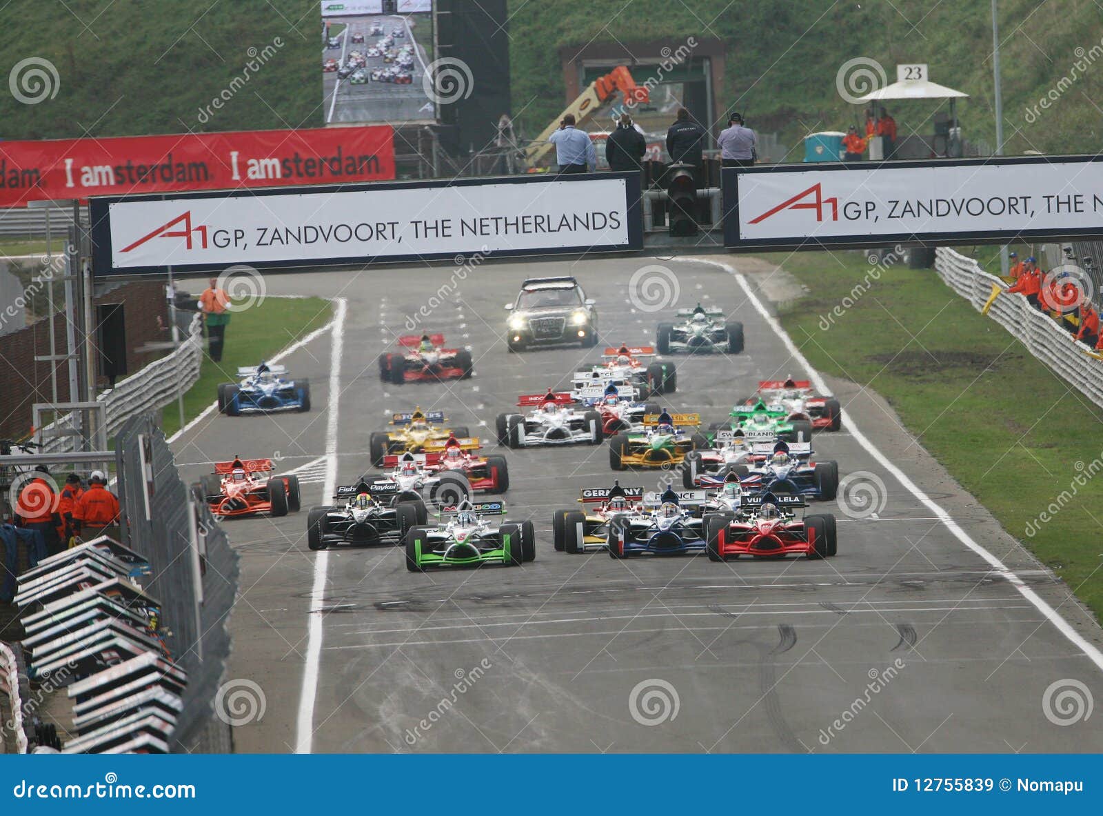 Autorennen (GP A1) redactionele stock afbeelding. Image of begin - 12755839