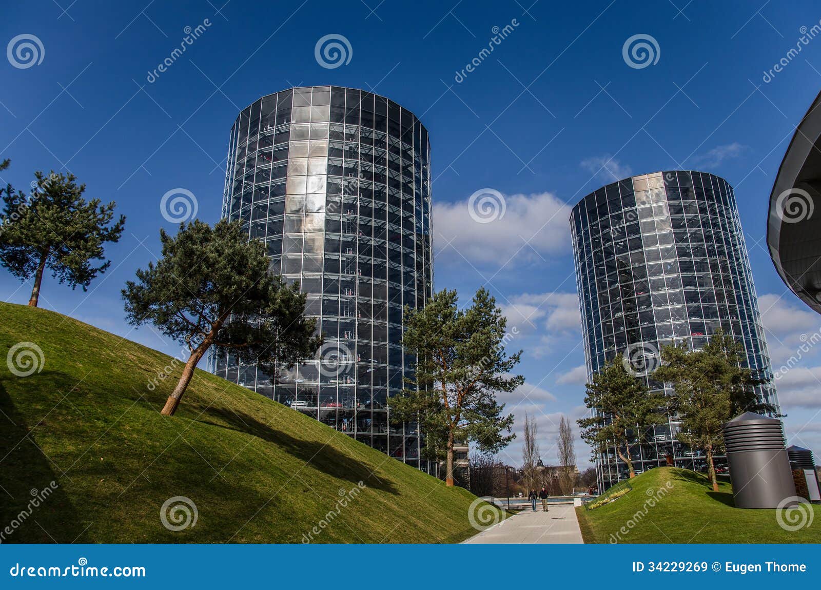 Autostadt-cidade (parque Com Torres Do Carro) Imagem de Stock Editorial ...
