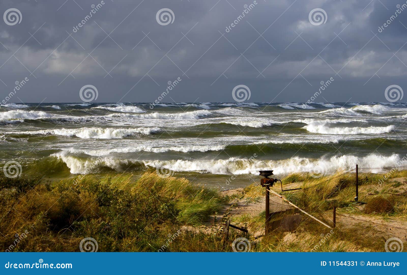 Autumn on a Baltic Sea stock image. Image of autumn, horizon - 11544331