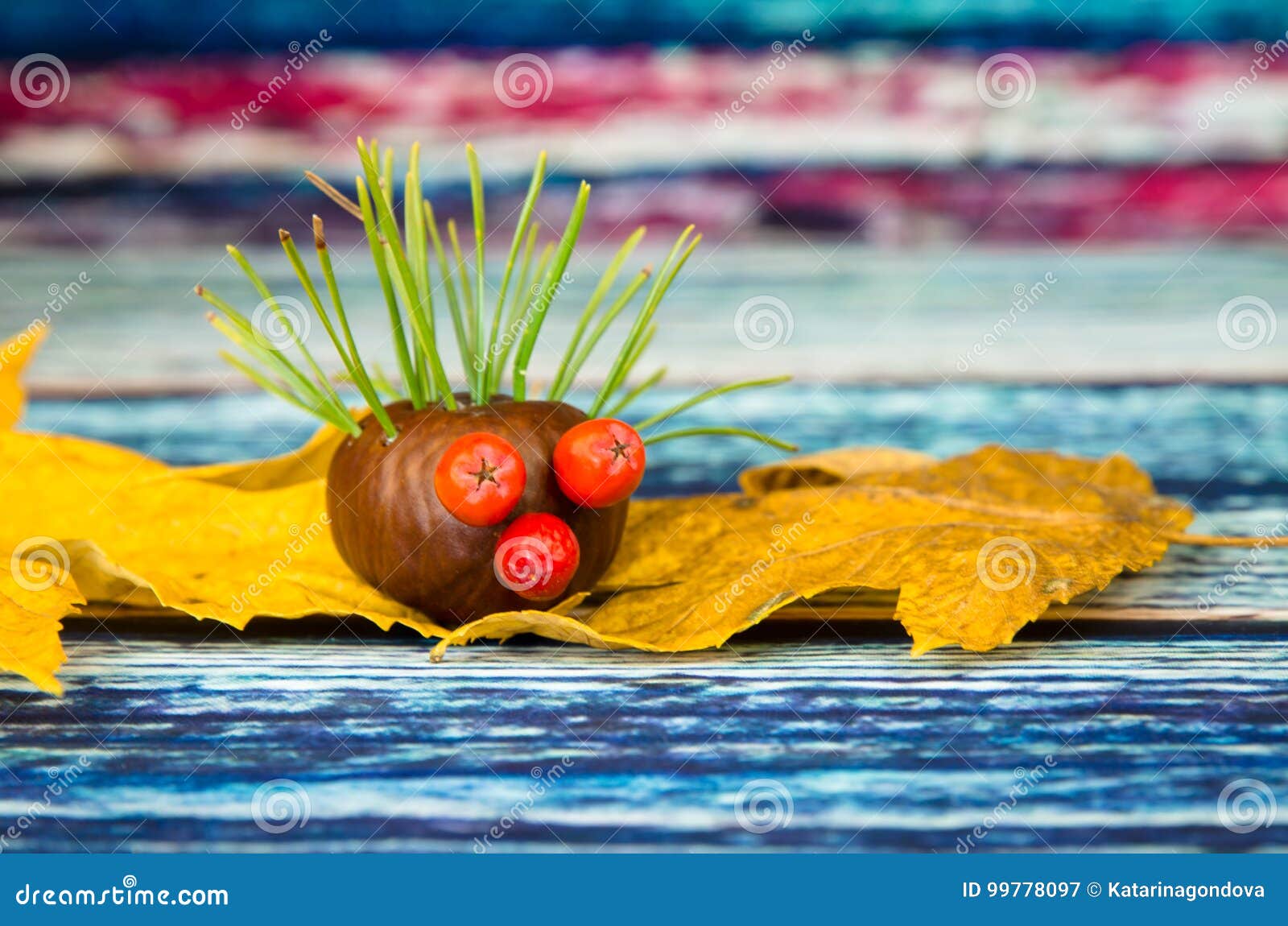 Autumn Chestnut Craft Ideas Stock Image - Image of activity, hand: 99778097