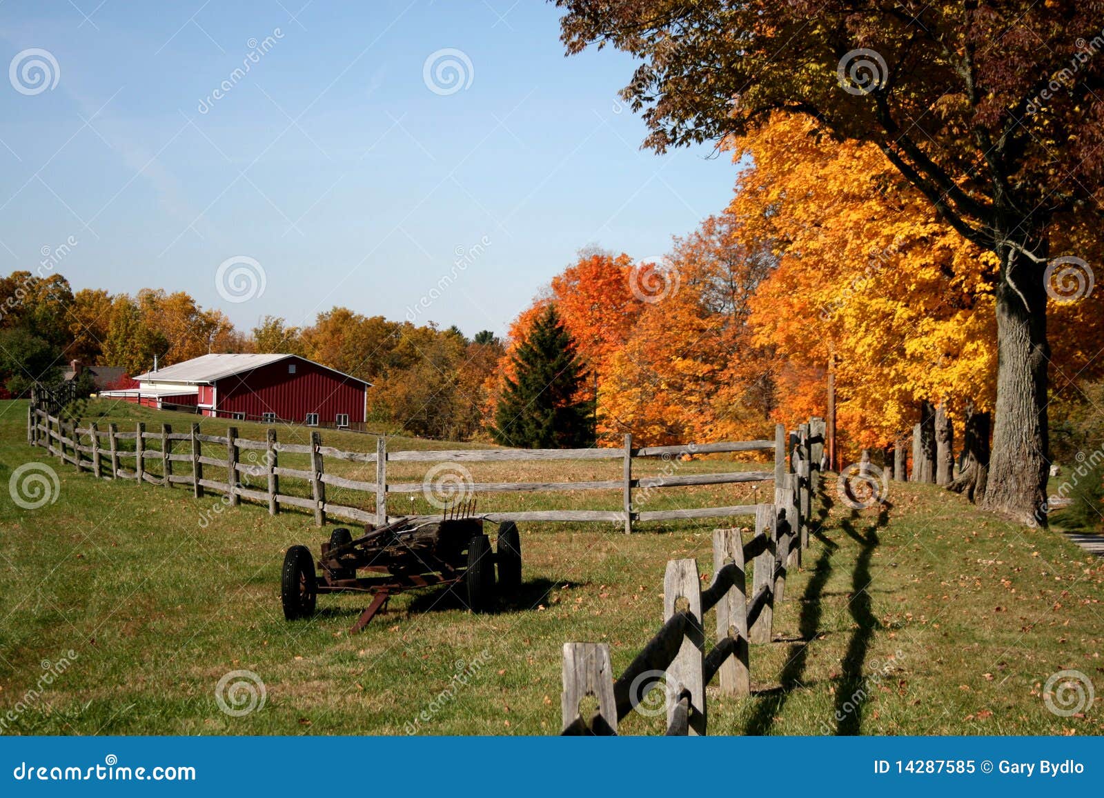 Autumn on the Farm stock image. Image of season, barns - 14287585