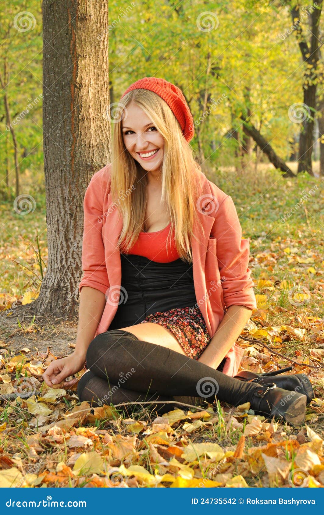 Autumn girl portrait stock photo. Image of park, enjoying - 24735542