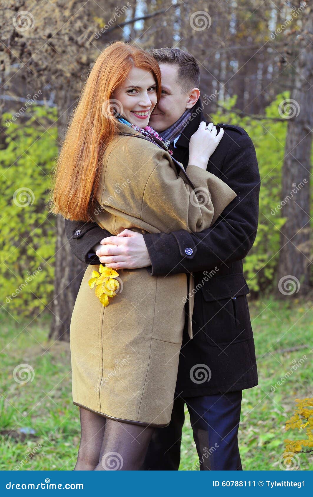 Autumn Leaves in Hands Couple Hug Stock Image - Image of leaves ...