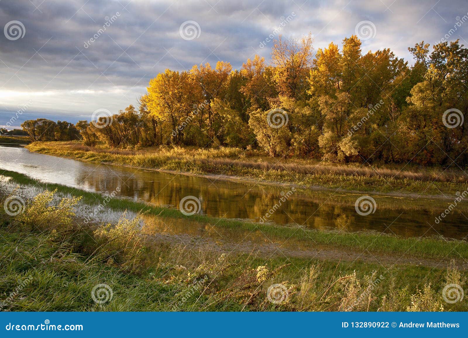 Autumn Manitoba River Sunset Stock Photo - Image of yellow, autumn ...