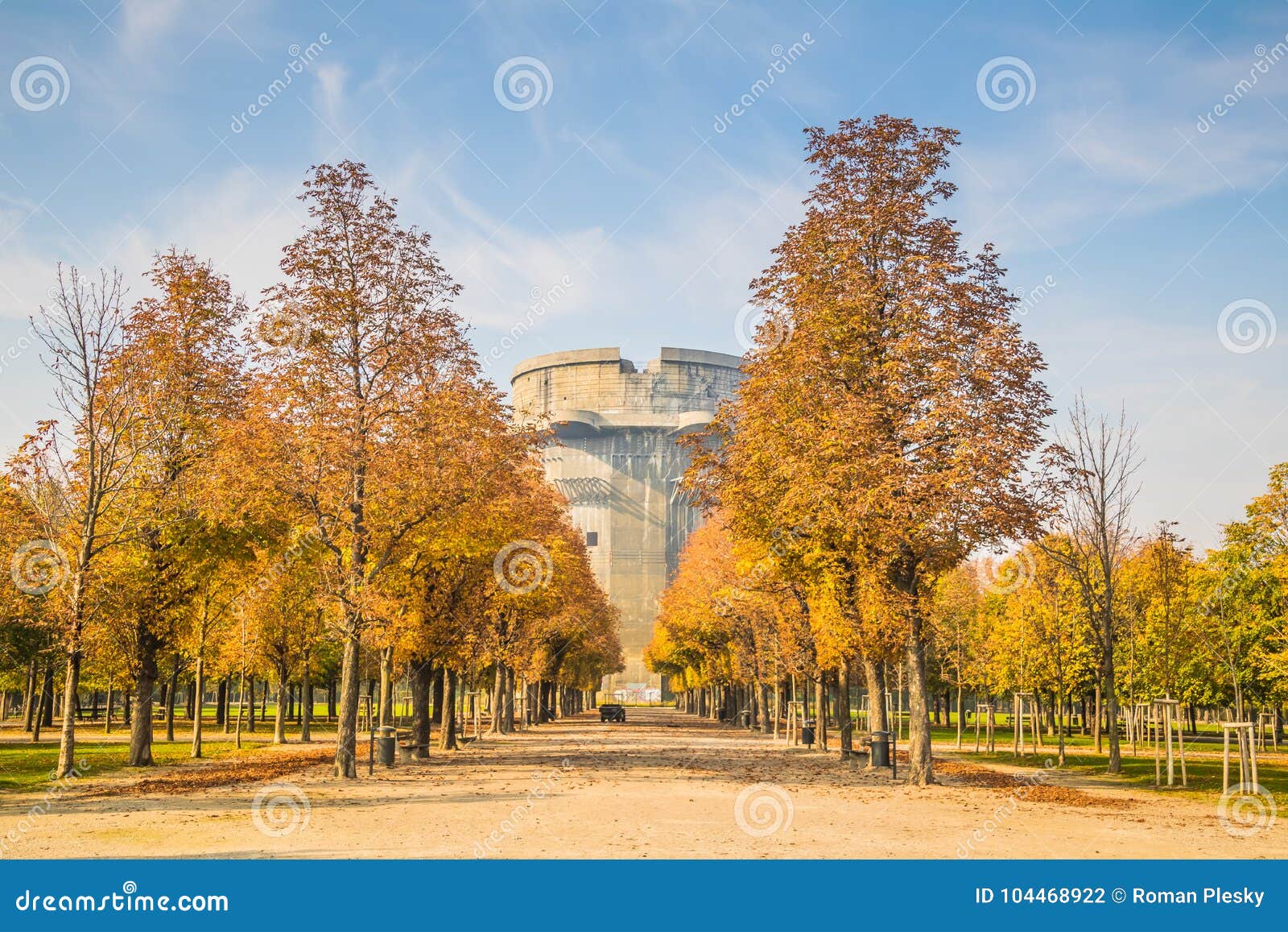 Augarten Park in Fall, Vienna, Austria Stock Photo - Image of foliage ...
