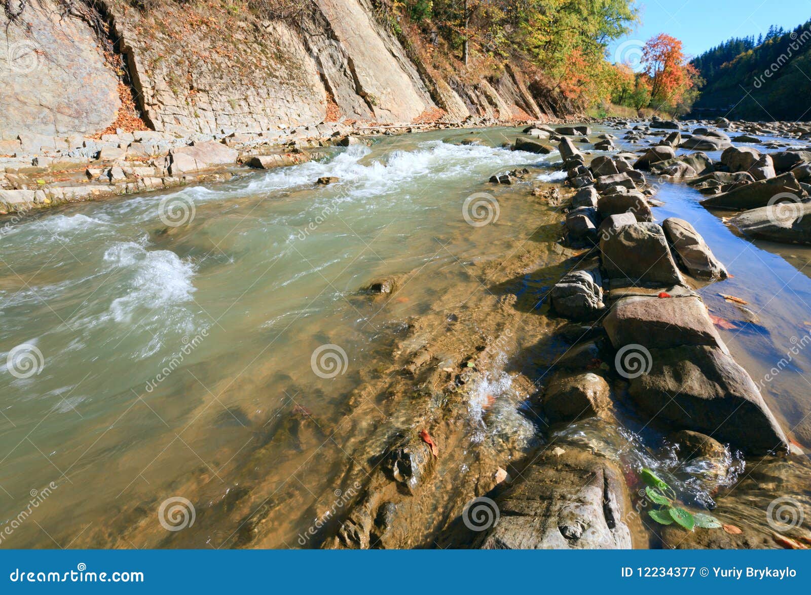 Autumn Mountain Stony River Stock Image - Image of gold, nature: 12234377