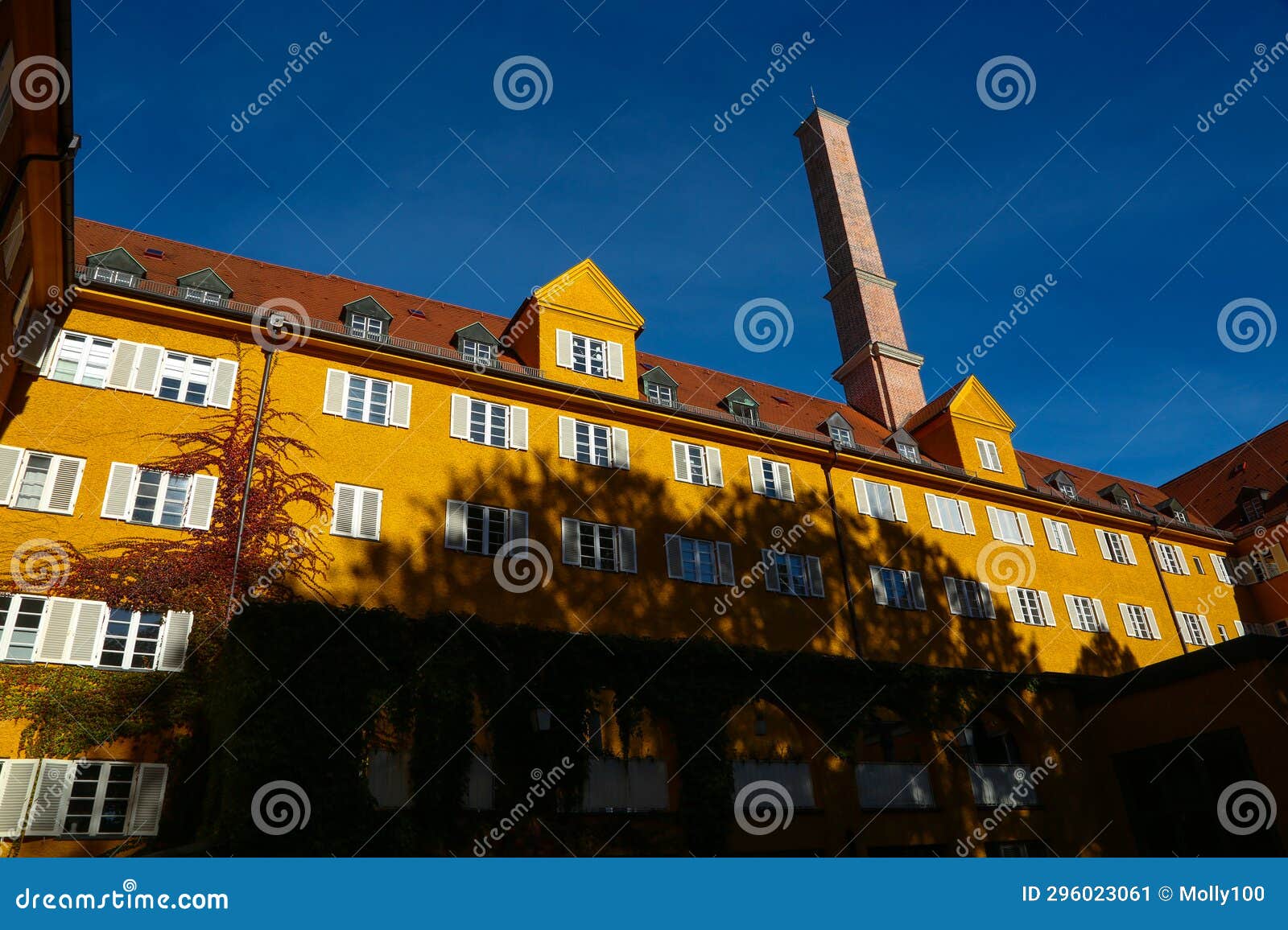 Autumn in Munich, Borstei, Housing in Moosach Stock Image - Image of ...