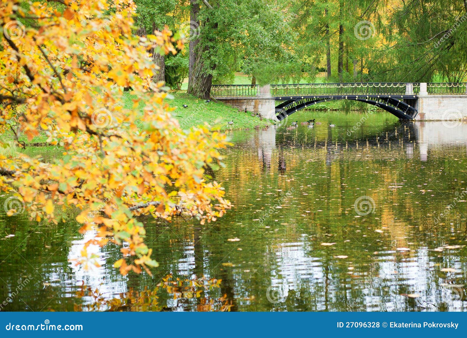 Autumn in Pushkin, Saint-Petersburg Stock Photo - Image of suburb ...