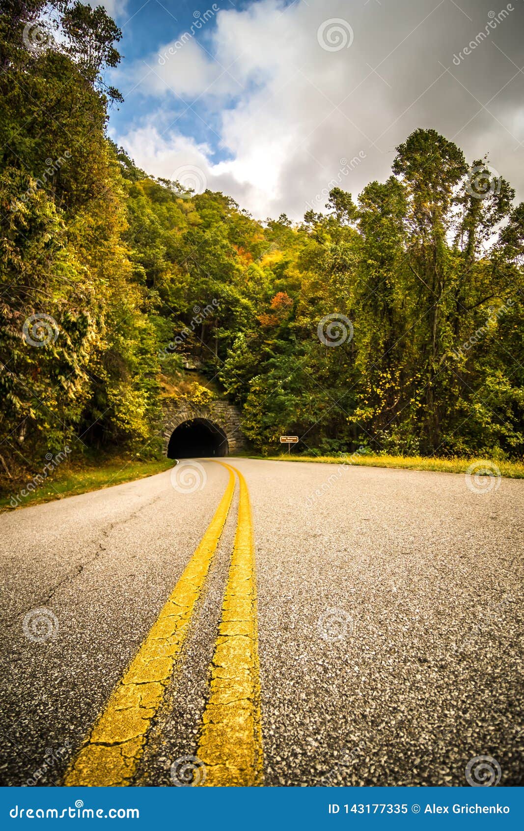 Autumn Scenic Drive Along Blue Ridge Parkway Stock Image - Image of ...