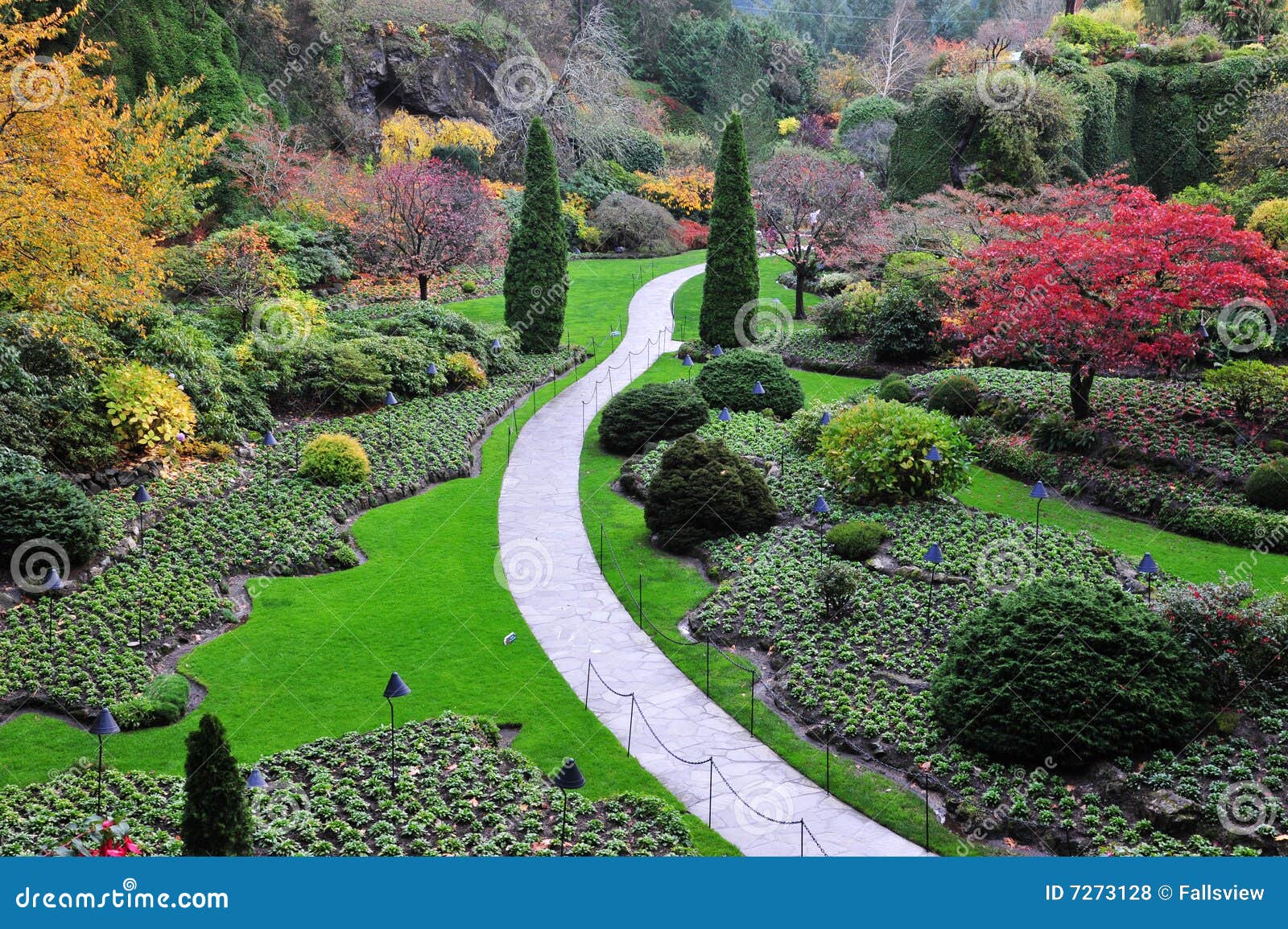 Autumn Sunken Garden Stock Photo | CartoonDealer.com #7273128