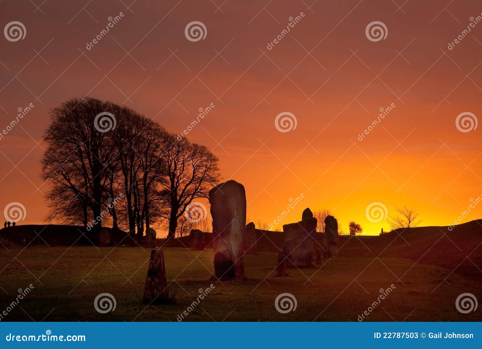 Stone Circle Royalty-Free Stock Photo | CartoonDealer.com #553599