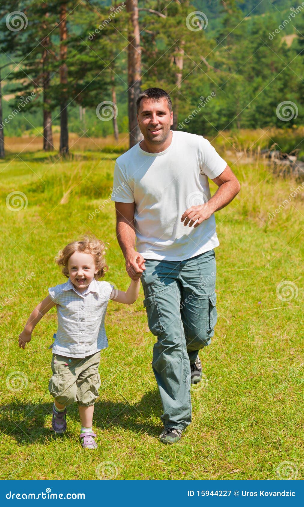 Avendo Divertimento All'aperto Immagine Stock - Immagine di ...