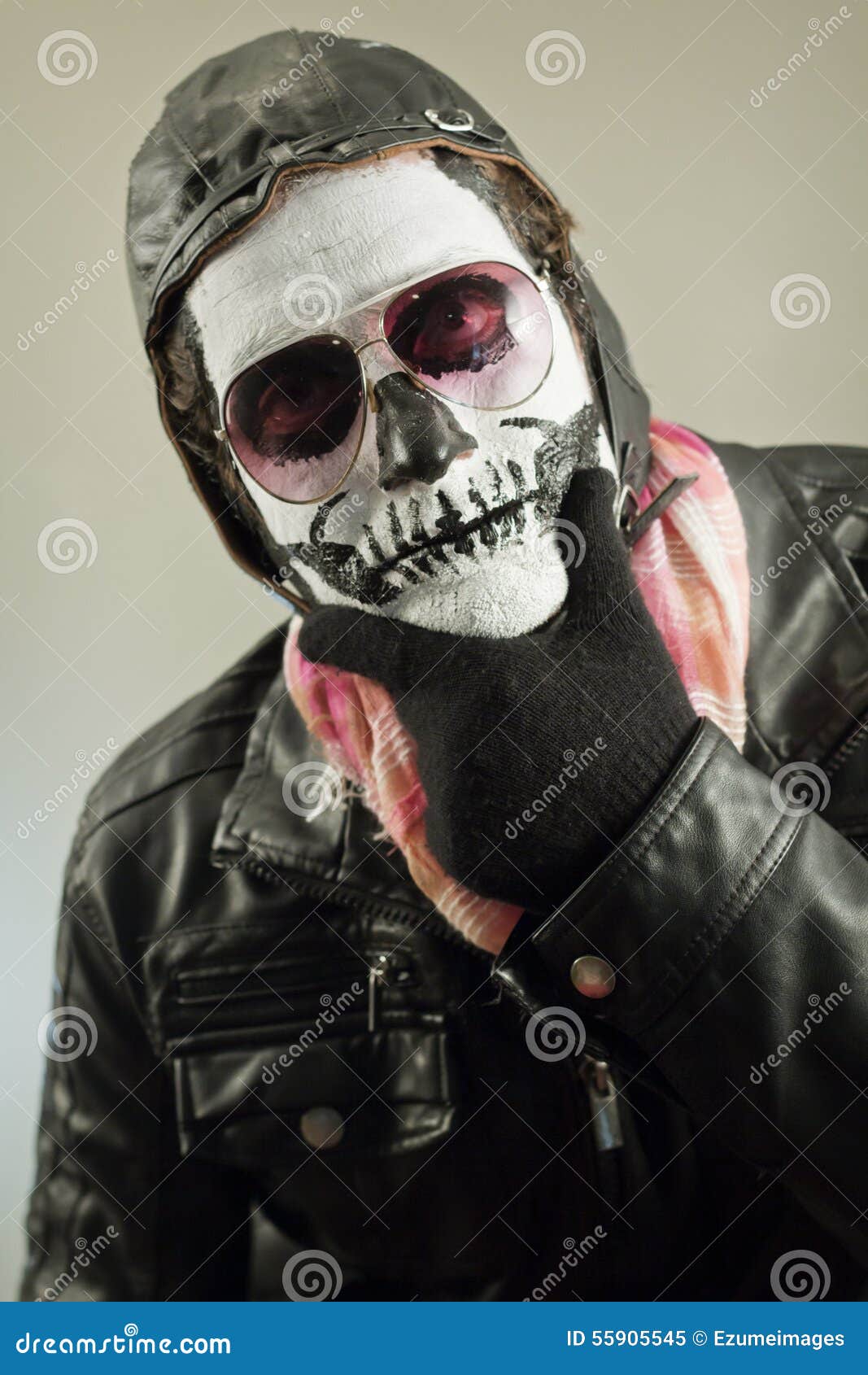 Aviator Skull stock image. Image of flying, contemplation - 55905545