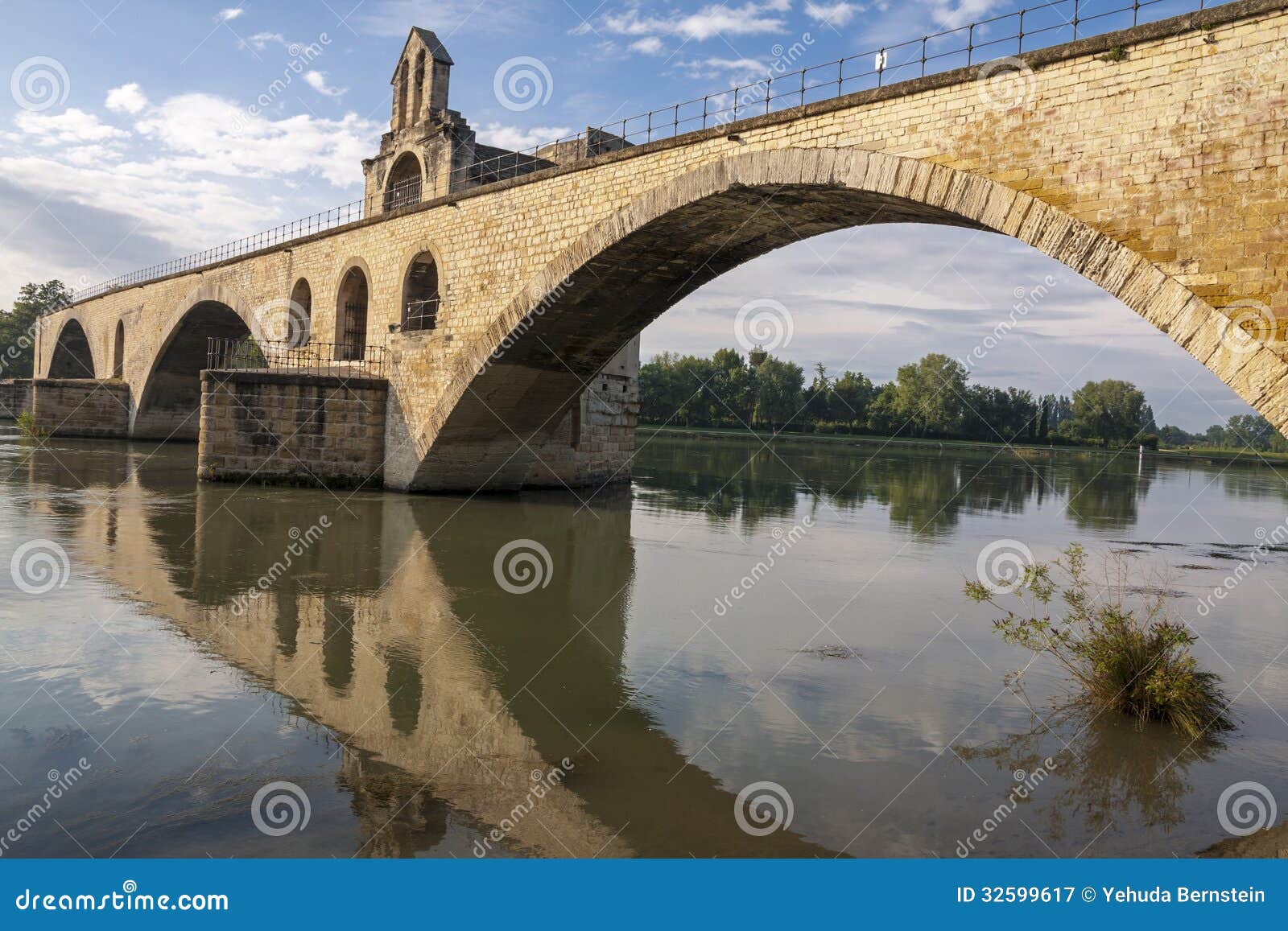 Broken Bridge Stock Photography | CartoonDealer.com #31578020