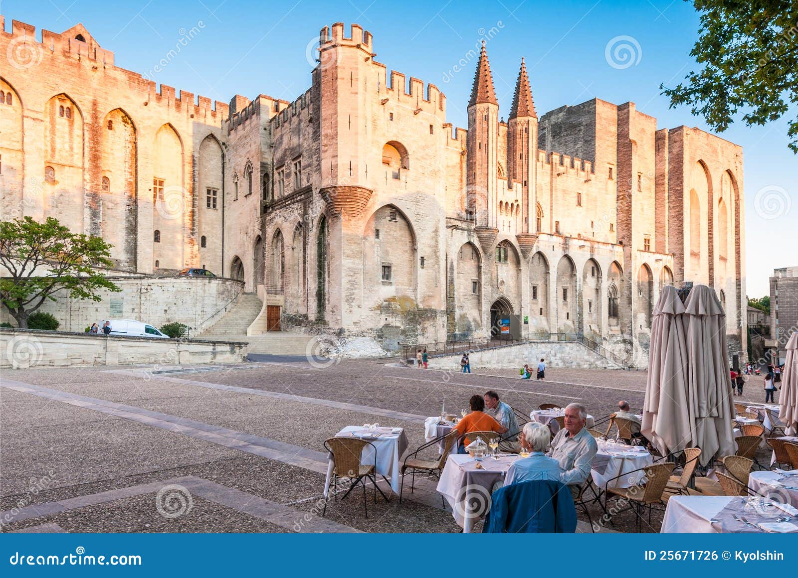 Avignon Pope Palace, France. Editorial Photo - Image of ancient, gothic ...