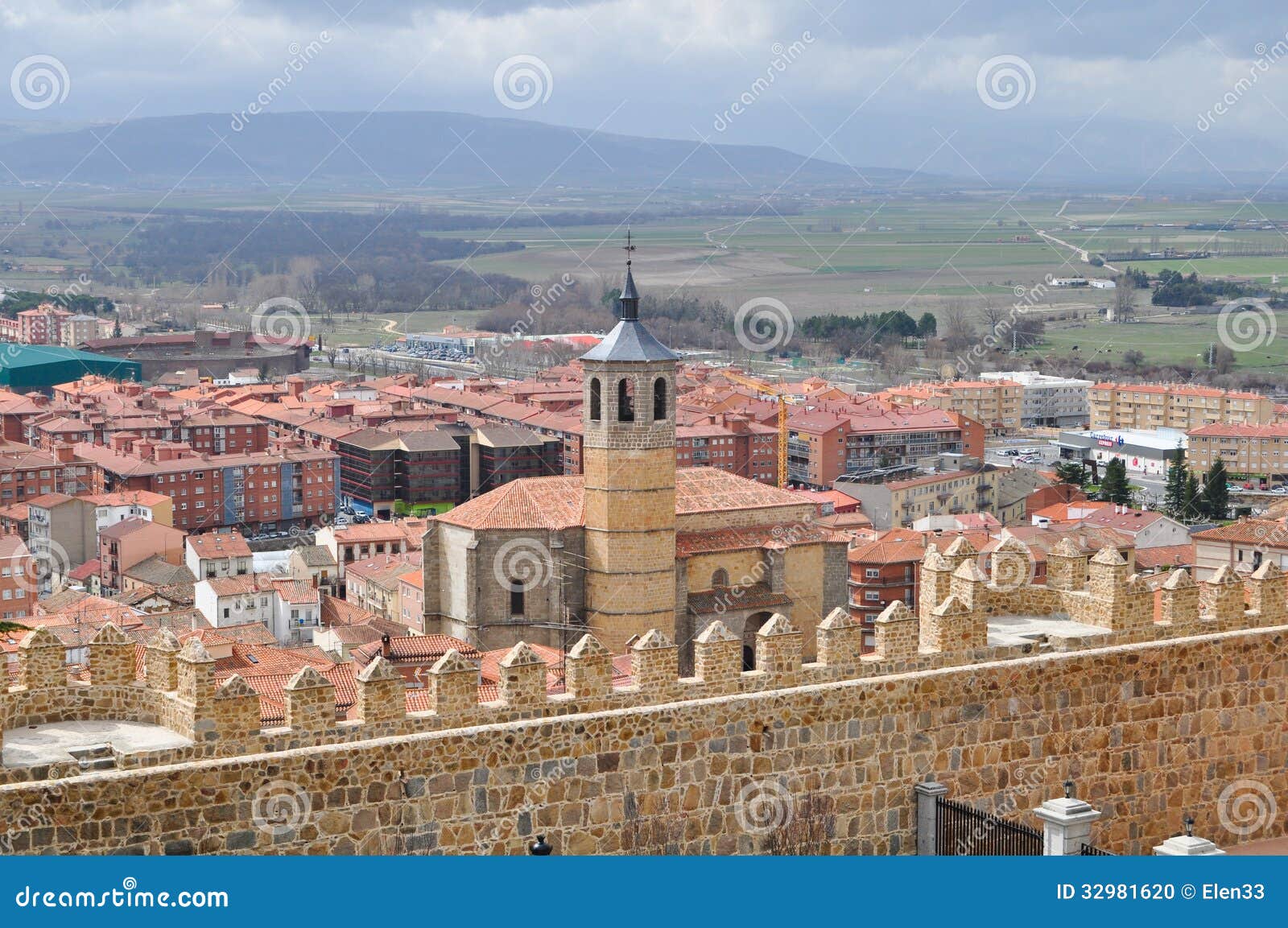 Avila, Spagna fotografia stock. Immagine di fortezza - 32981620