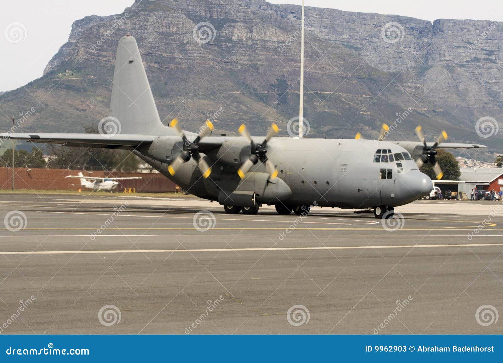 Avion De Lockheed C-130 Hercule Image stock - Image du ailes ...