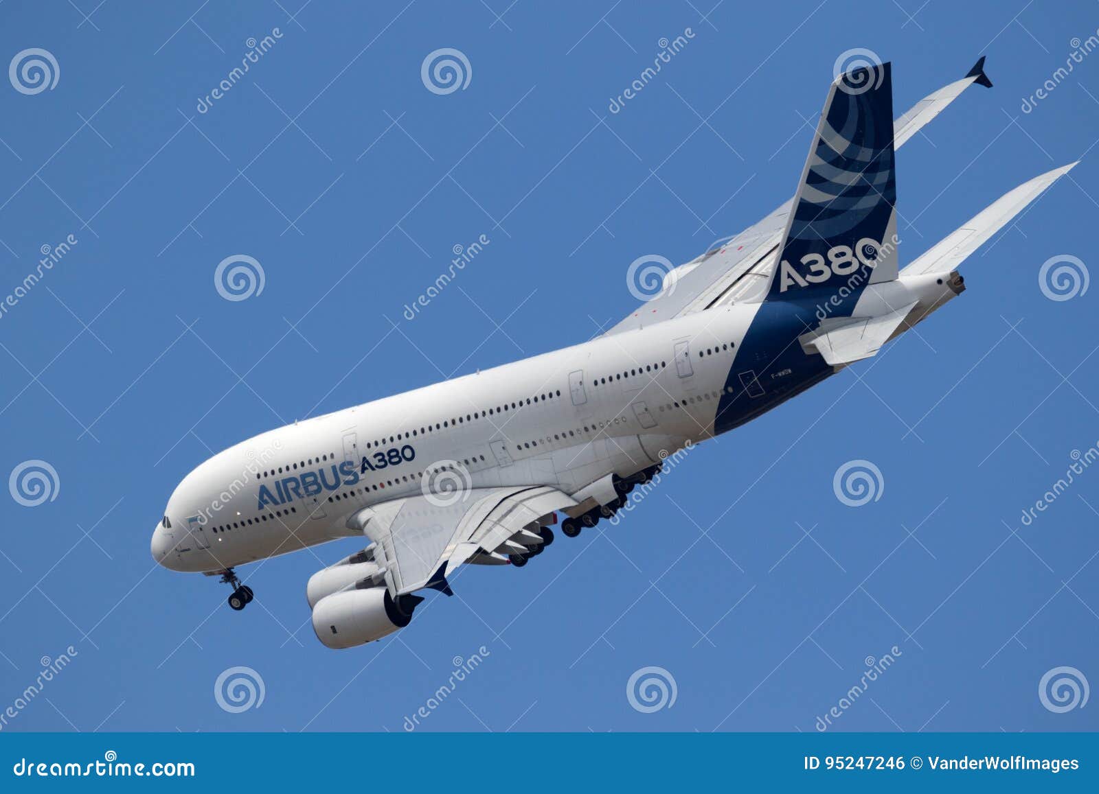 Aviones de Airbus A380 foto editorial. Imagen de recorrido - 95247246