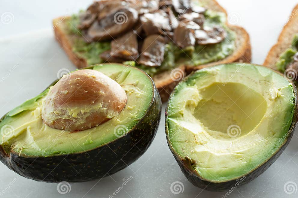 Avocado Cut Open, Slice, Half, Toast, Pit, Stock Photo - Image of ...