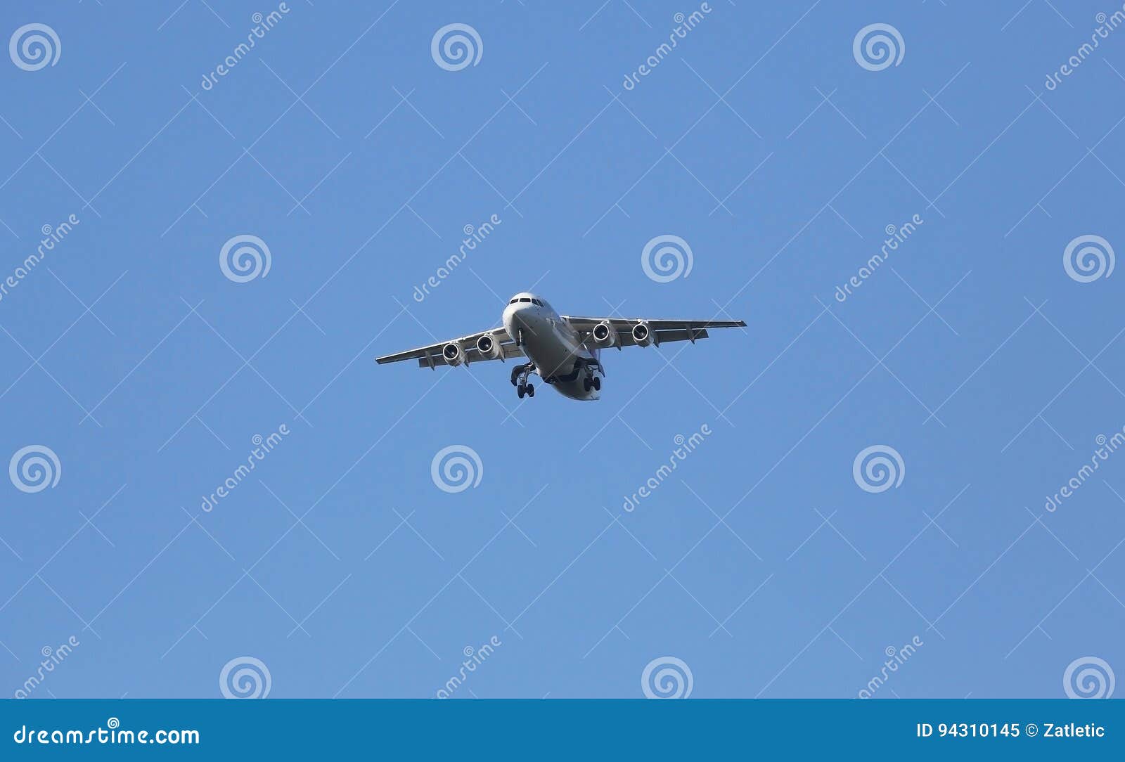 Avro RJ100 编辑类图片. 图片 包括有 浏览, 节假日, 着陆, 机场, 等候, 如同, 通风 - 94310145