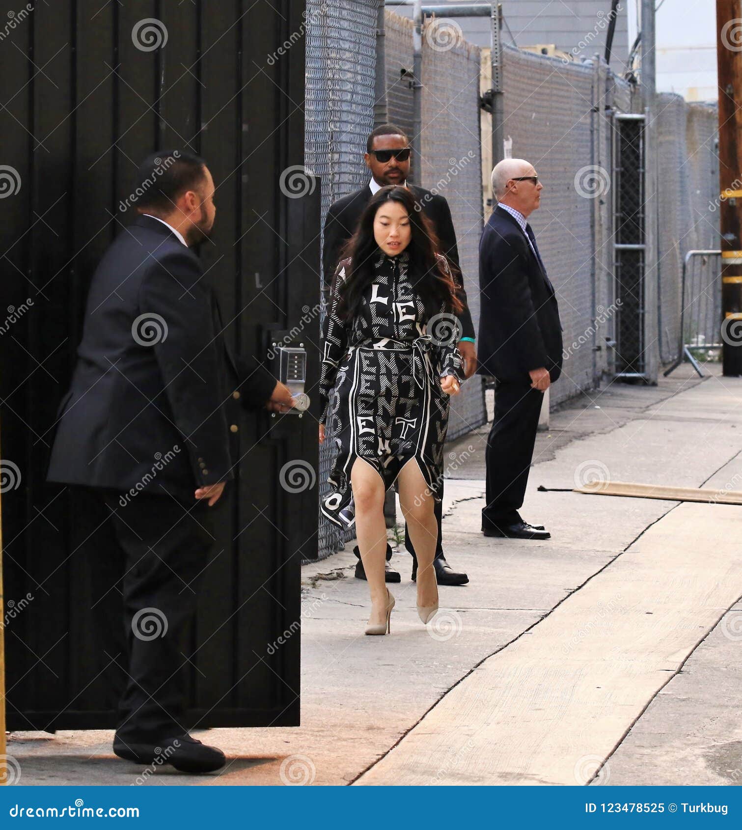 Awkwafina editorial image. Image of birds, rapper, jimmy - 123478525