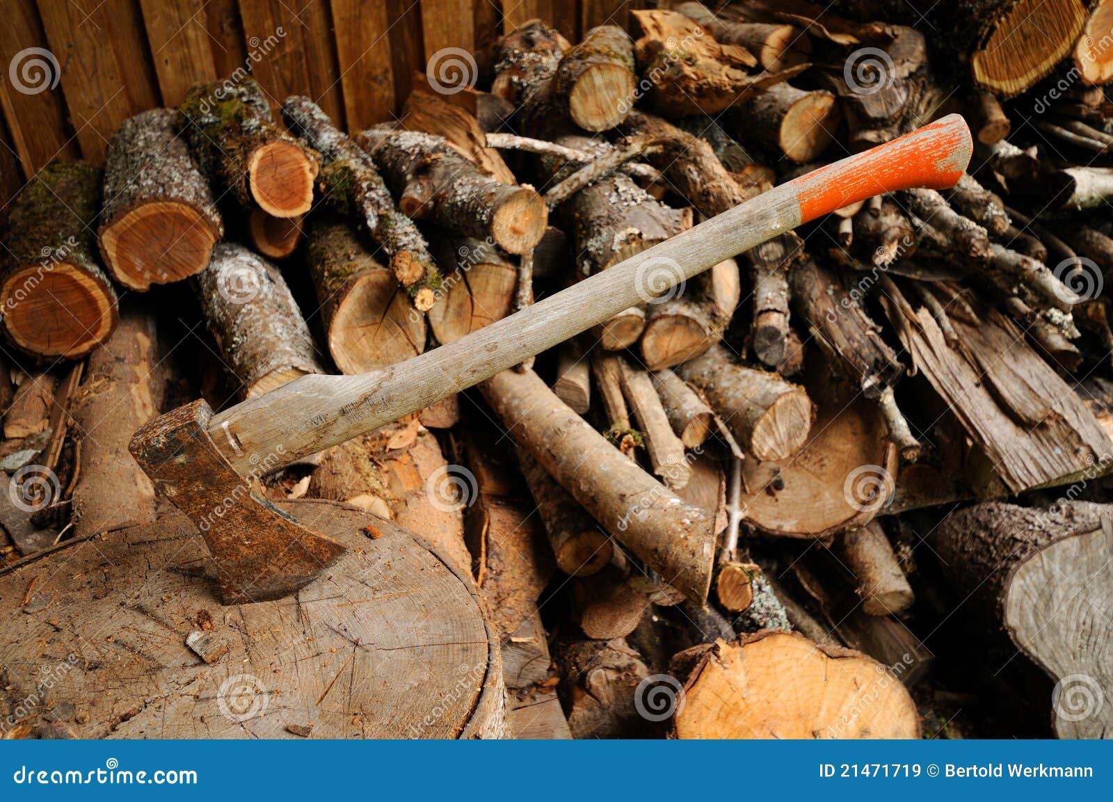 Axe and chopping block stock image. Image of organic - 21471719
