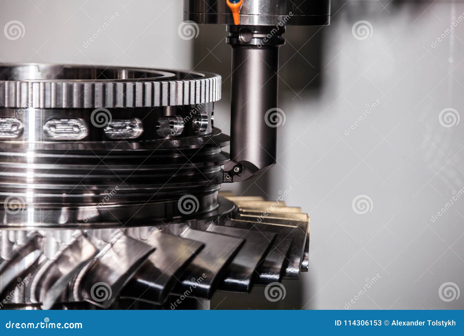 5-axis Boring and Turning Machine Stock Image - Image of boring, parts ...