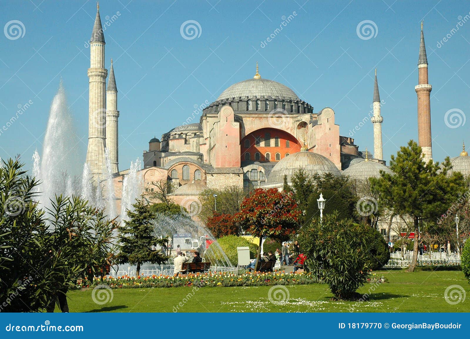 Aya Sofia Instanbul editorial image. Image of fountain - 18179770