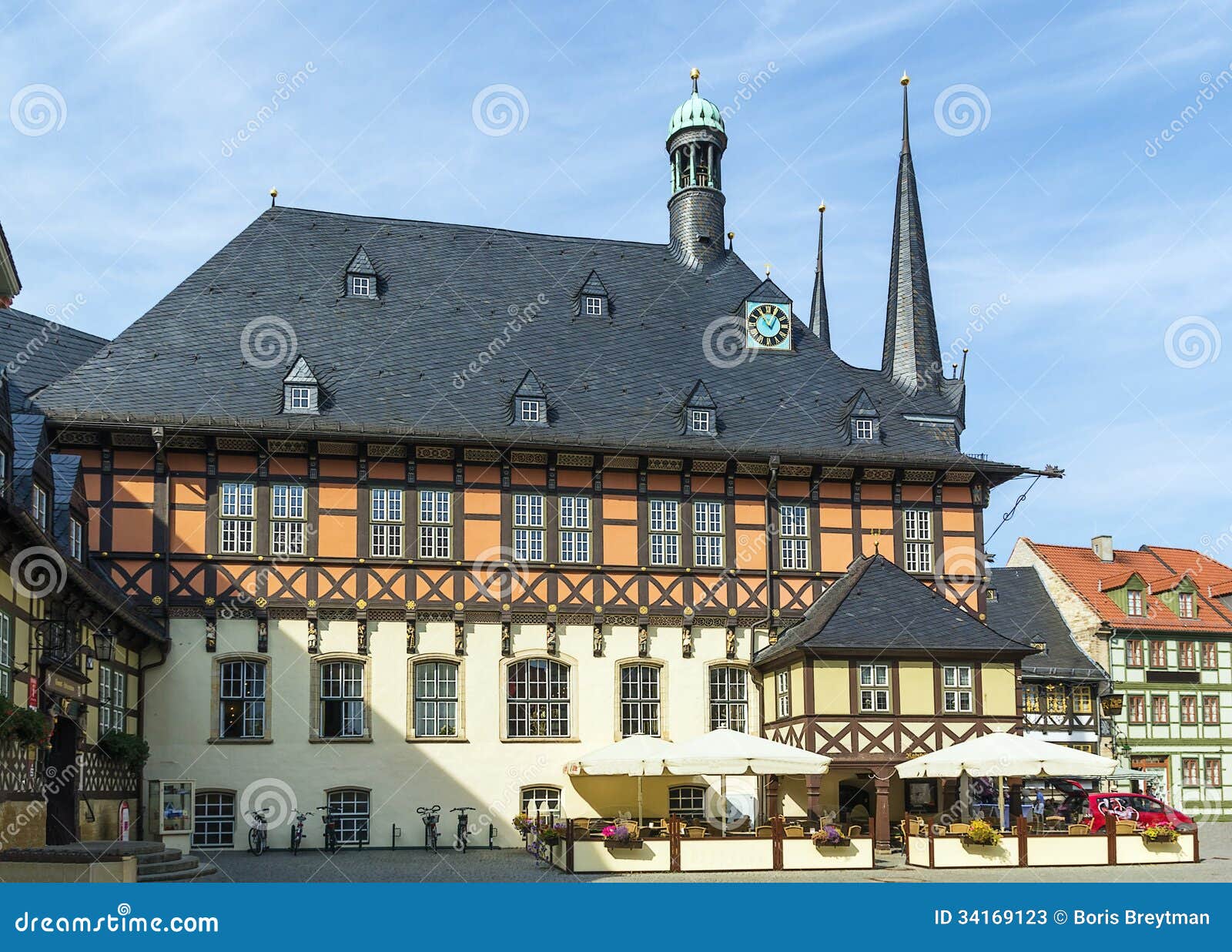 Ayuntamiento Wernigerode, Germanl Imagen de archivo - Imagen de madera ...