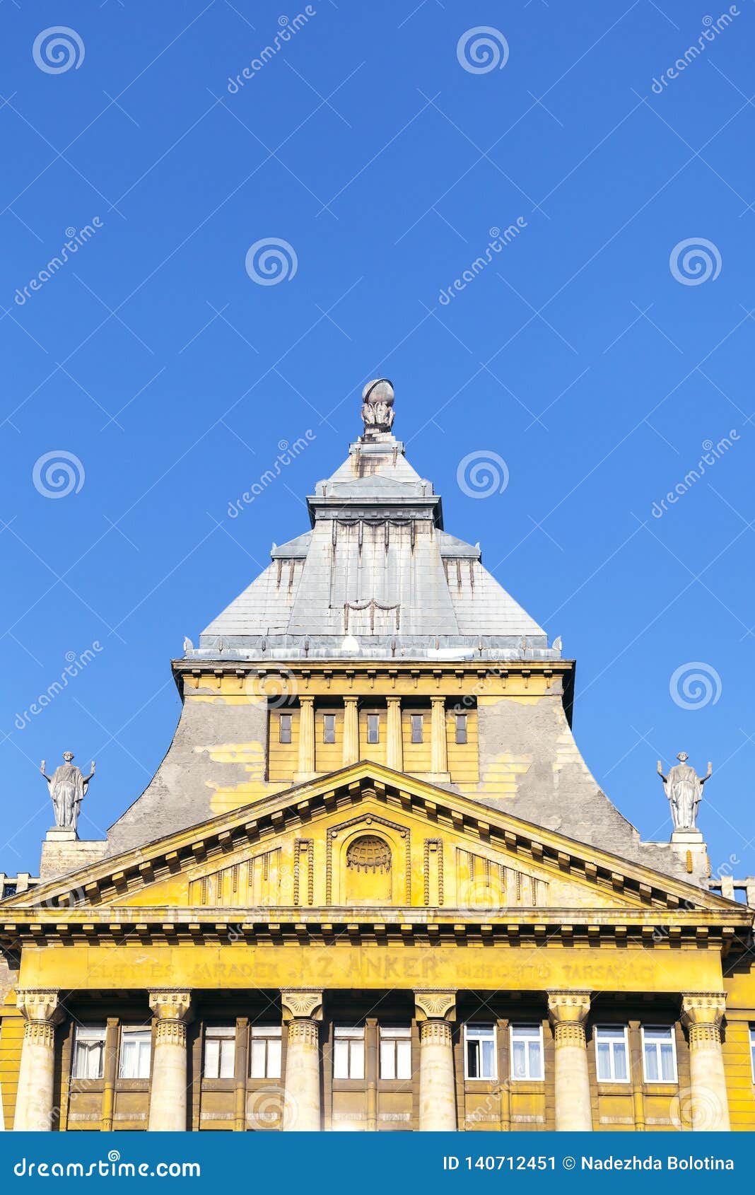 Az Anker Building at Deak Ference Square in Budapest Stock Image ...