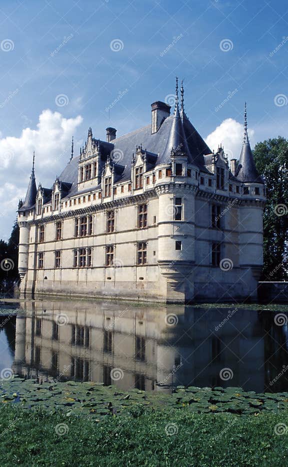 Azay-le-Rideau stock photo. Image of cloudy, king, azay - 962248